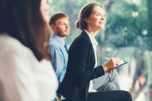 Conjugation of Italian verb ‘prendere’ - Commonly Used Words